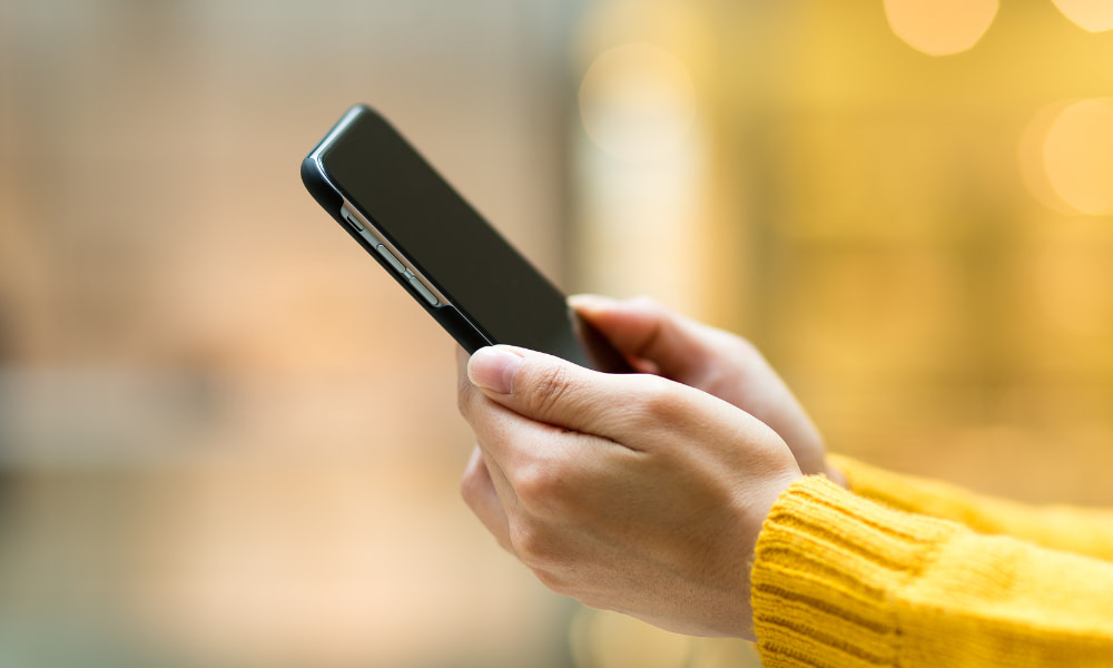 Can an employer confiscate your mobile phone Australia?