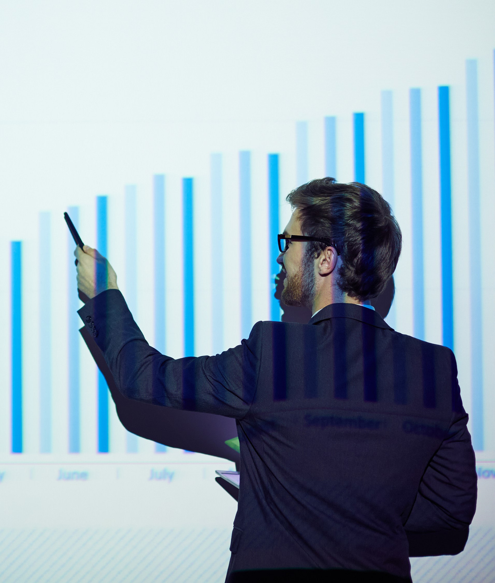 How do you do a competitor analysis? | 11 Recruitment